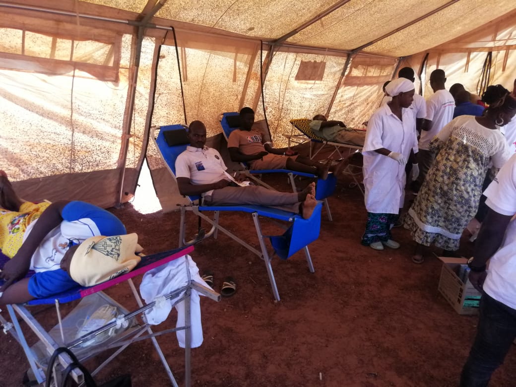 Journée mondiale du don de sang : Plus de 200 poches collectées par MSF ...